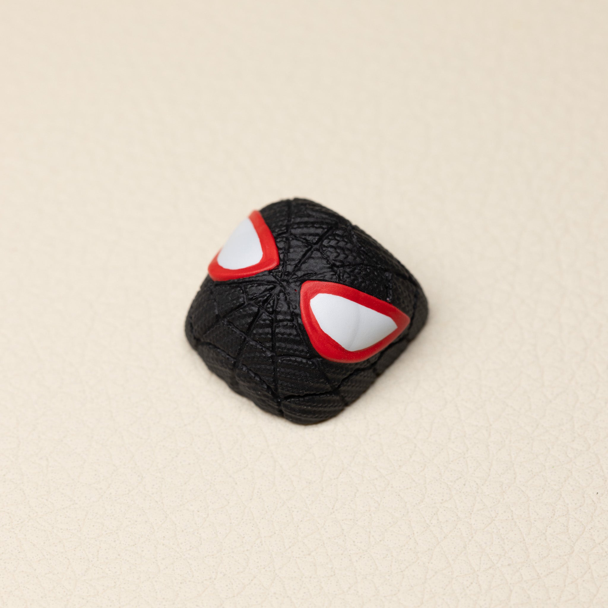 SPIDER-MAN MILES MORALES ARTISAN KEYCAP – Smollab